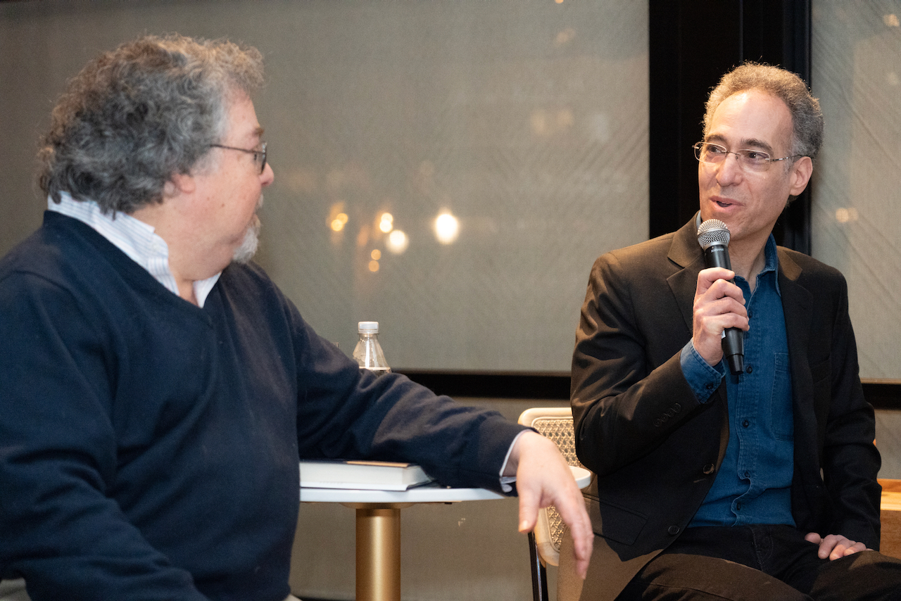 Contact | Dan Levitt